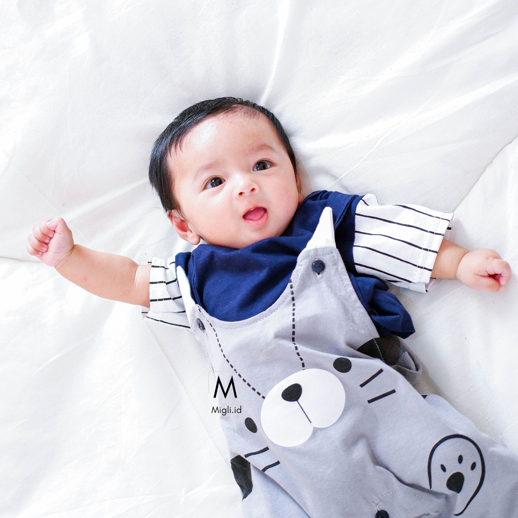 9 Model Baju Bayi Laki-laki yang Aman dan Nyaman